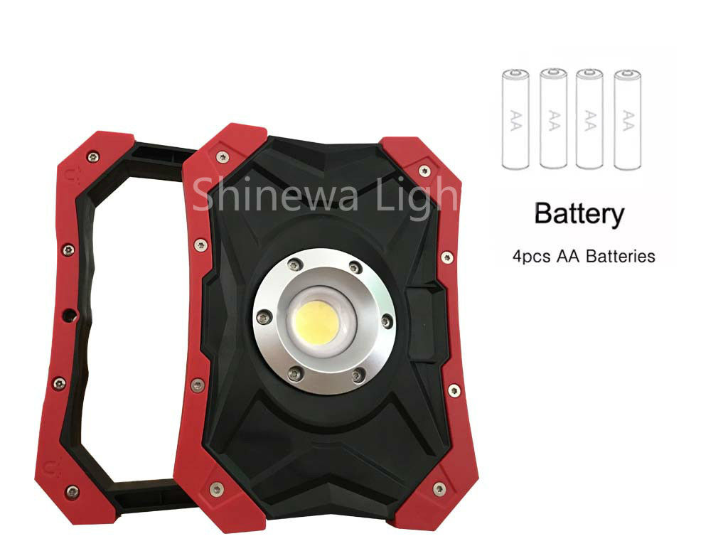AA Battery Powered Handheld LED Work Light 7 Hours Run Time Magnetic Stand
