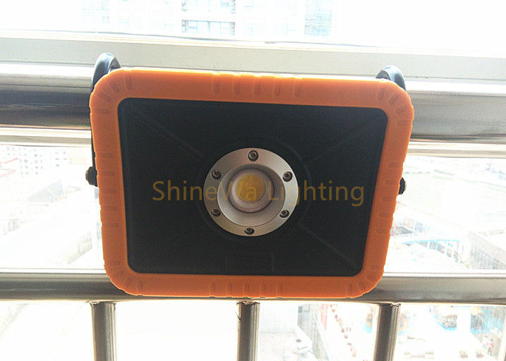 15W Ultra Bright Rechargeable Led Work Light / 2000 Lumen Industrial ...